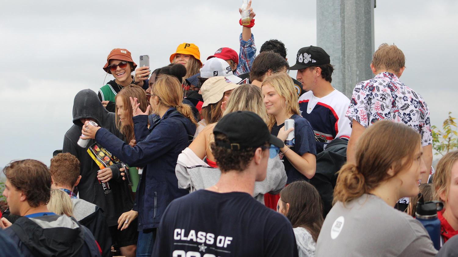 On the ground: An inside look at this year’s homecoming tailgate | RMU ...